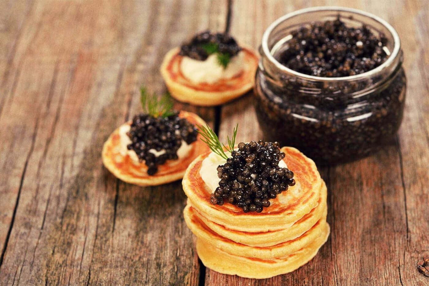Caviar Pairings: Perfecting the Art of Accompaniments – Caviar Skazka