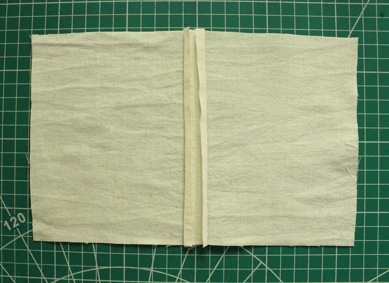 French Seam Finish | What it Is and How to Use It