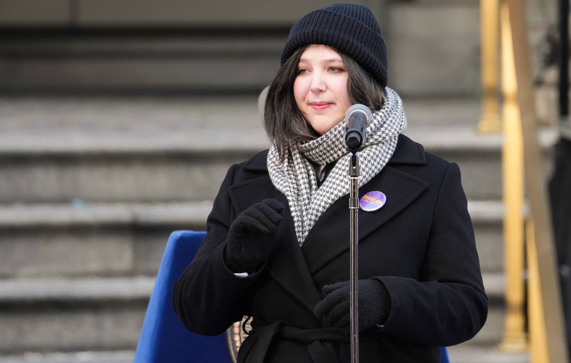 Lucy Dacus Performs ‘Bread And Roses’ at Zohran Mamdani’s Mayoral ...