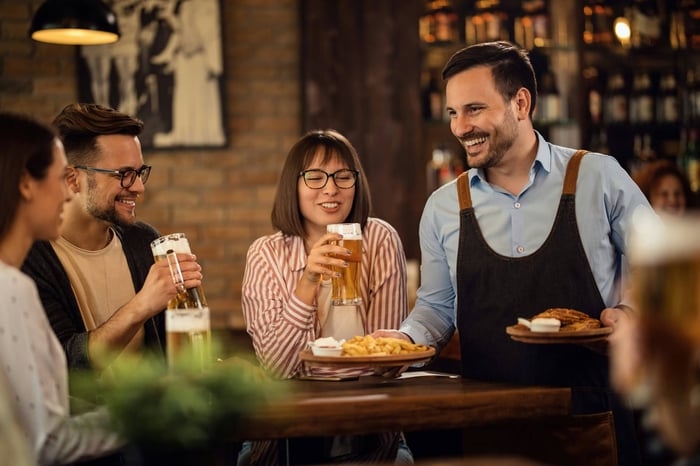 What British People Say vs Mean: 30+ Phrases Decoded