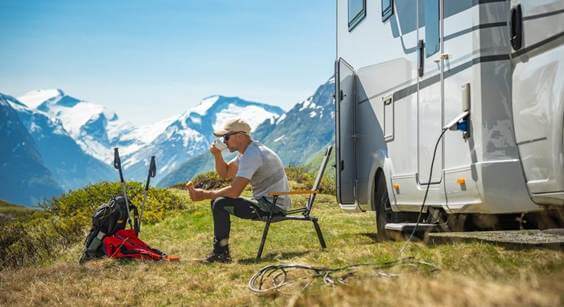 9 Best RV Camping Facebook Groups to Join