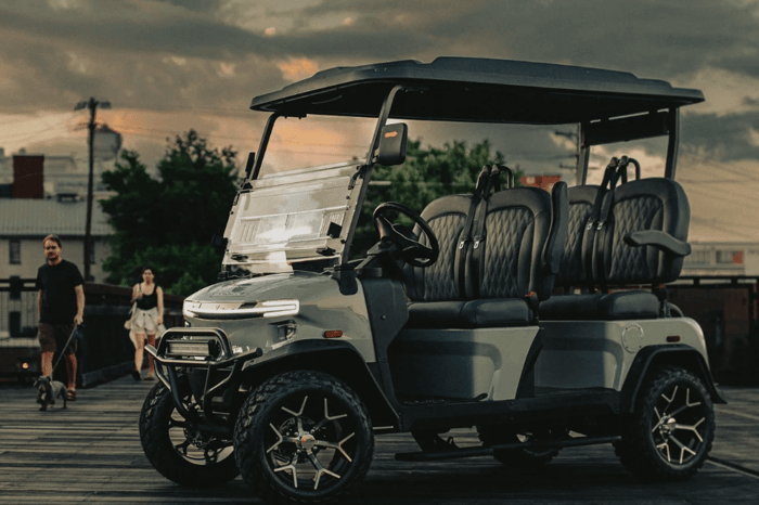 Best 4-Seater Golf Carts of 2025 | Pros & Cons